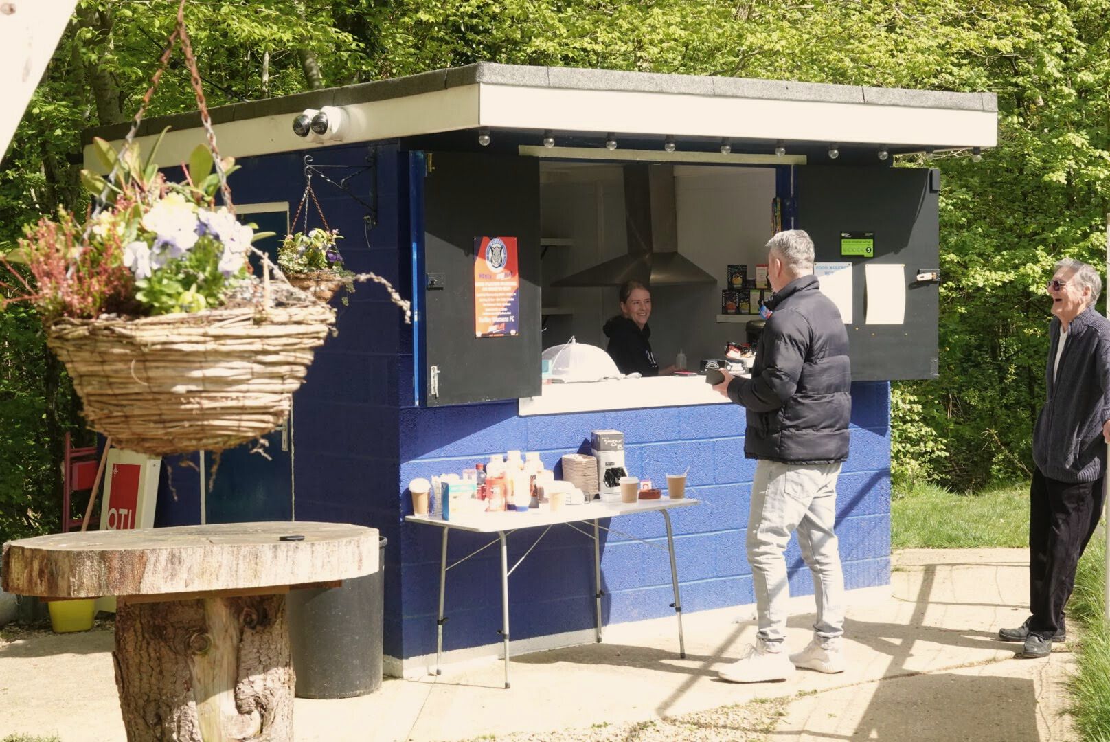 Boars Bites Tea Hut is OPEN | Roffey Football Club